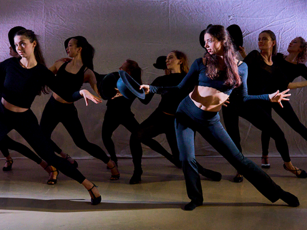 Performing Arts Studios – Die Tanzschule in München mit Gesang und ...